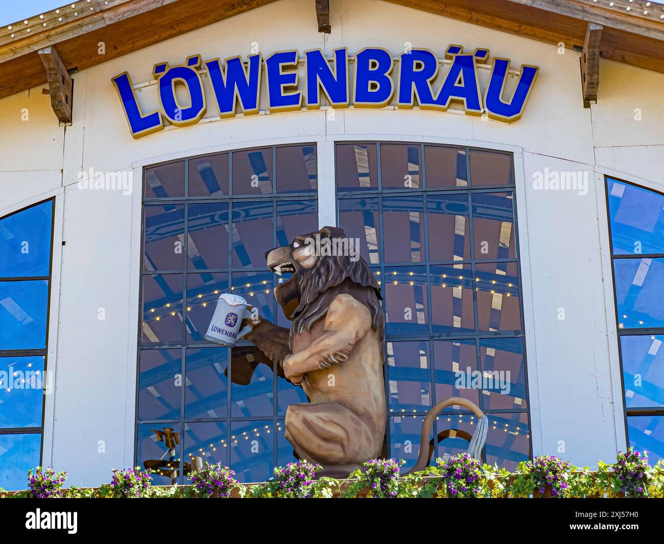 Oktoberfest indulgence hi-res stock photography and images - Alamy