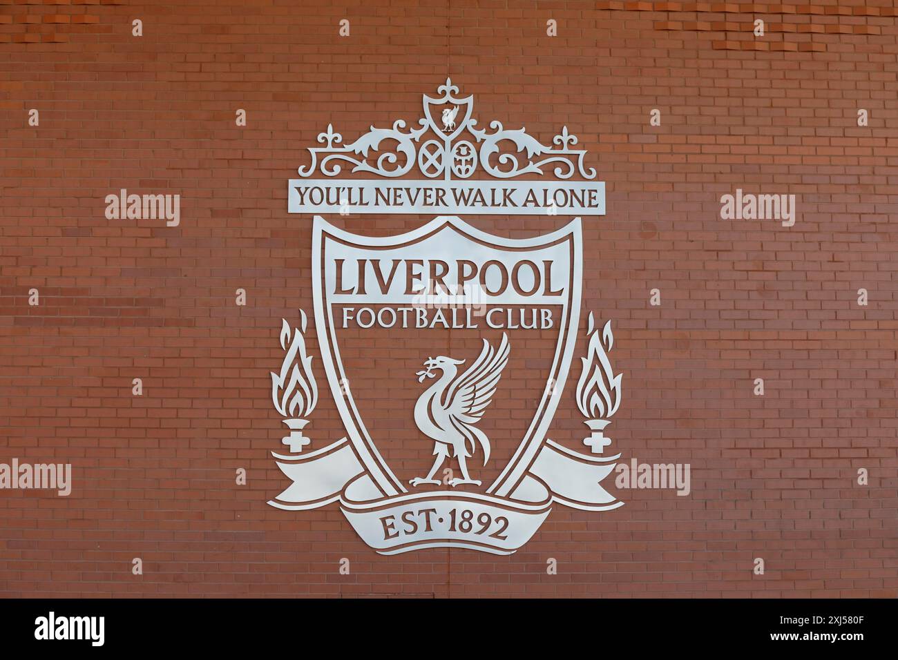 Liverpool fc logo hi-res stock photography and images - Alamy