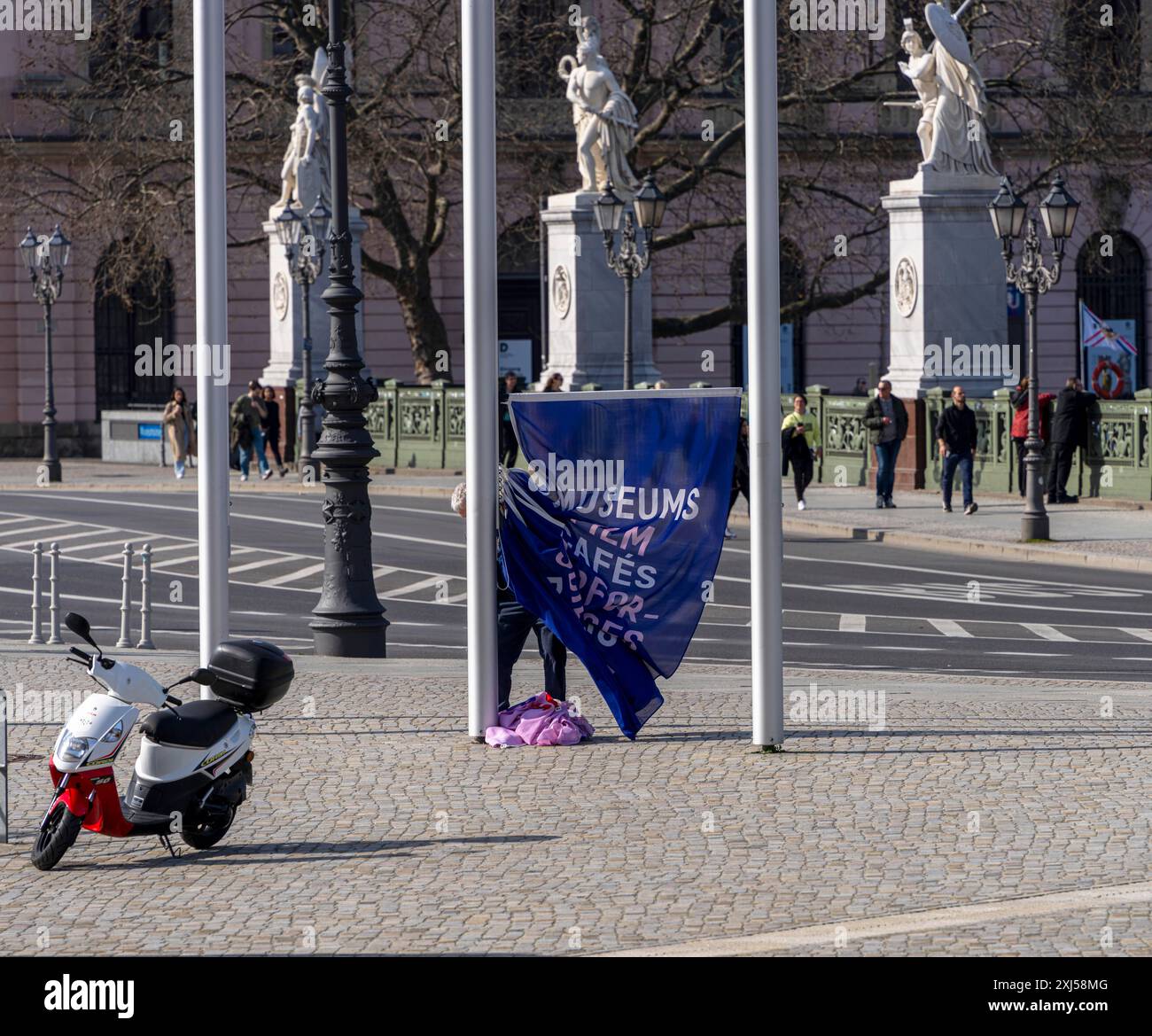 Humboldt forum logo hi-res stock photography and images - Alamy