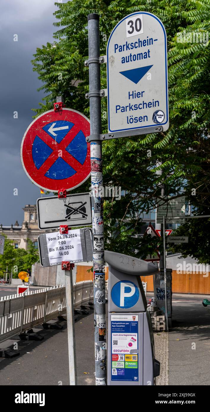 Parkzone hi-res stock photography and images - Alamy