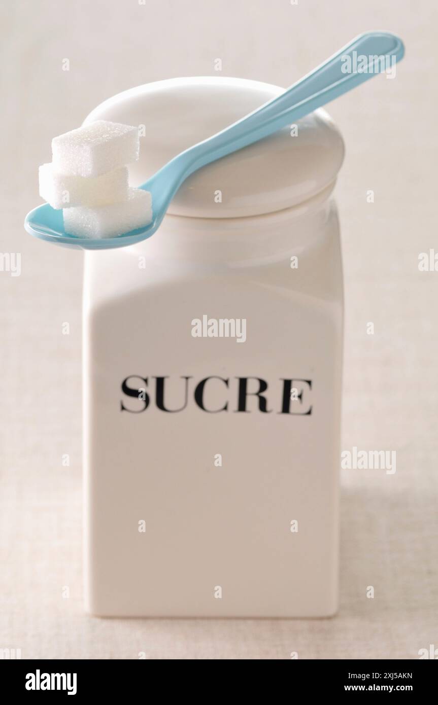 Sugar lumps word sugar hi-res stock photography and images - Alamy