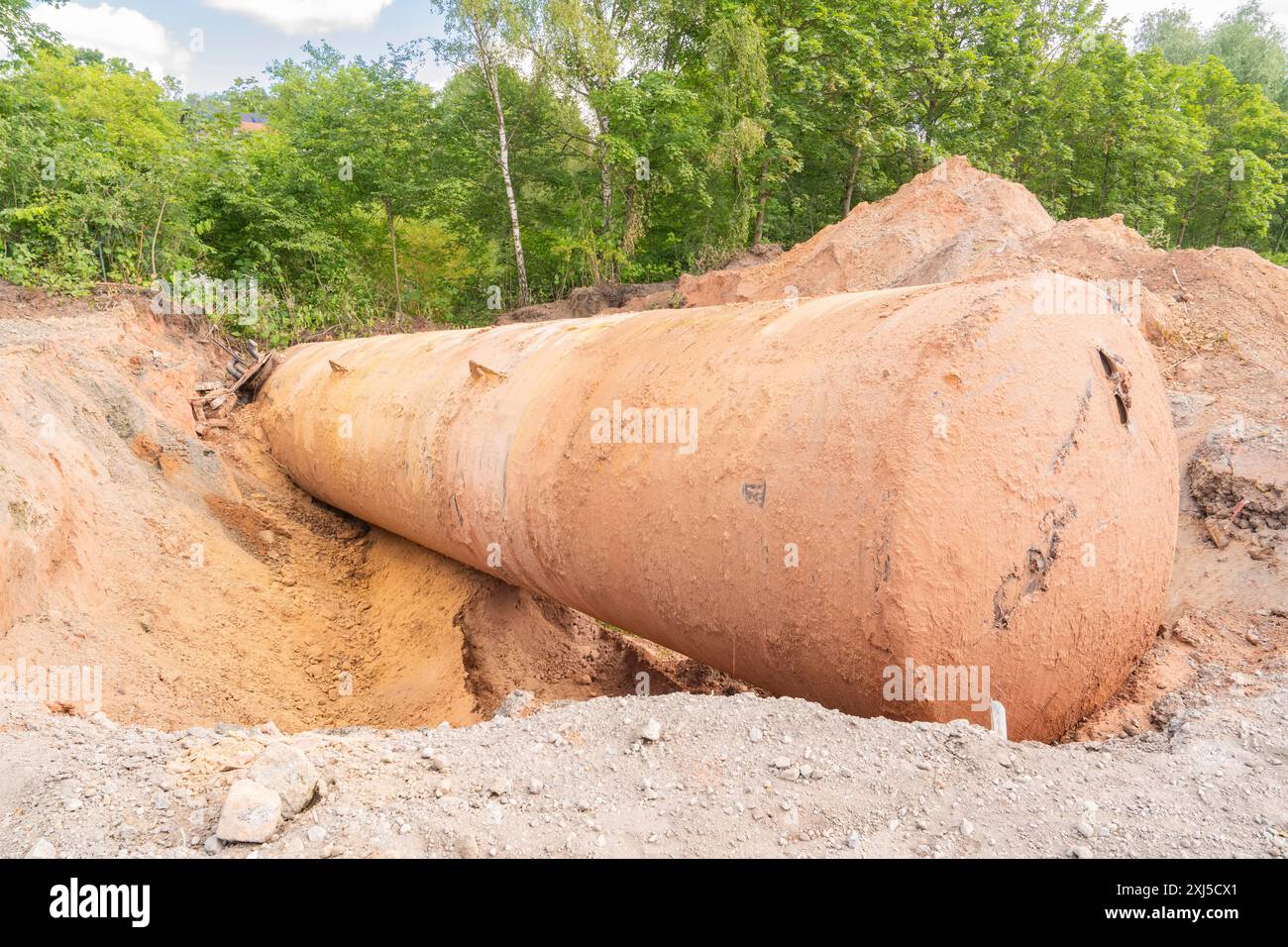 Buried tank hi-res stock photography and images - Alamy