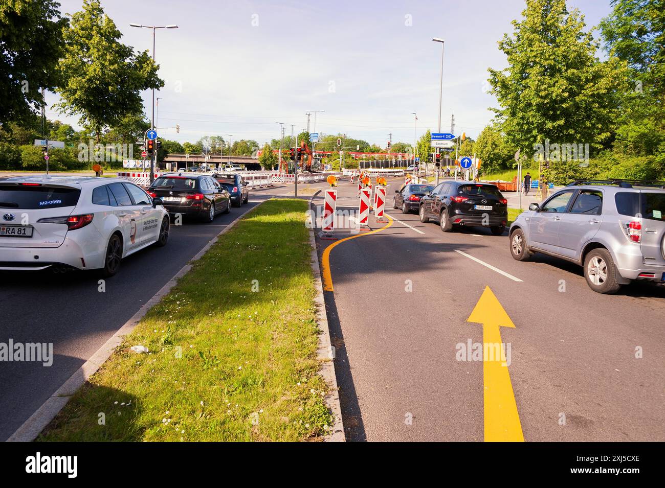 Roadworks, traffic congestion, traffic situation, obstruction, traffic ...