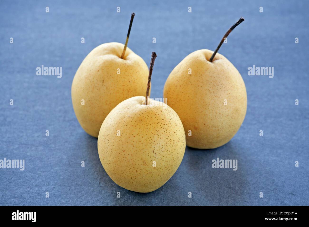 Fruit nashi hi-res stock photography and images - Alamy