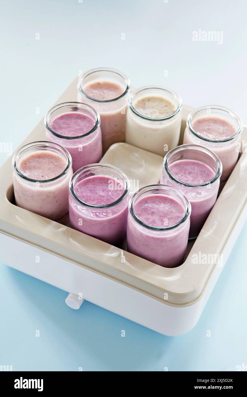 Milk yoghurt strawberry in hi-res stock photography and images - Alamy