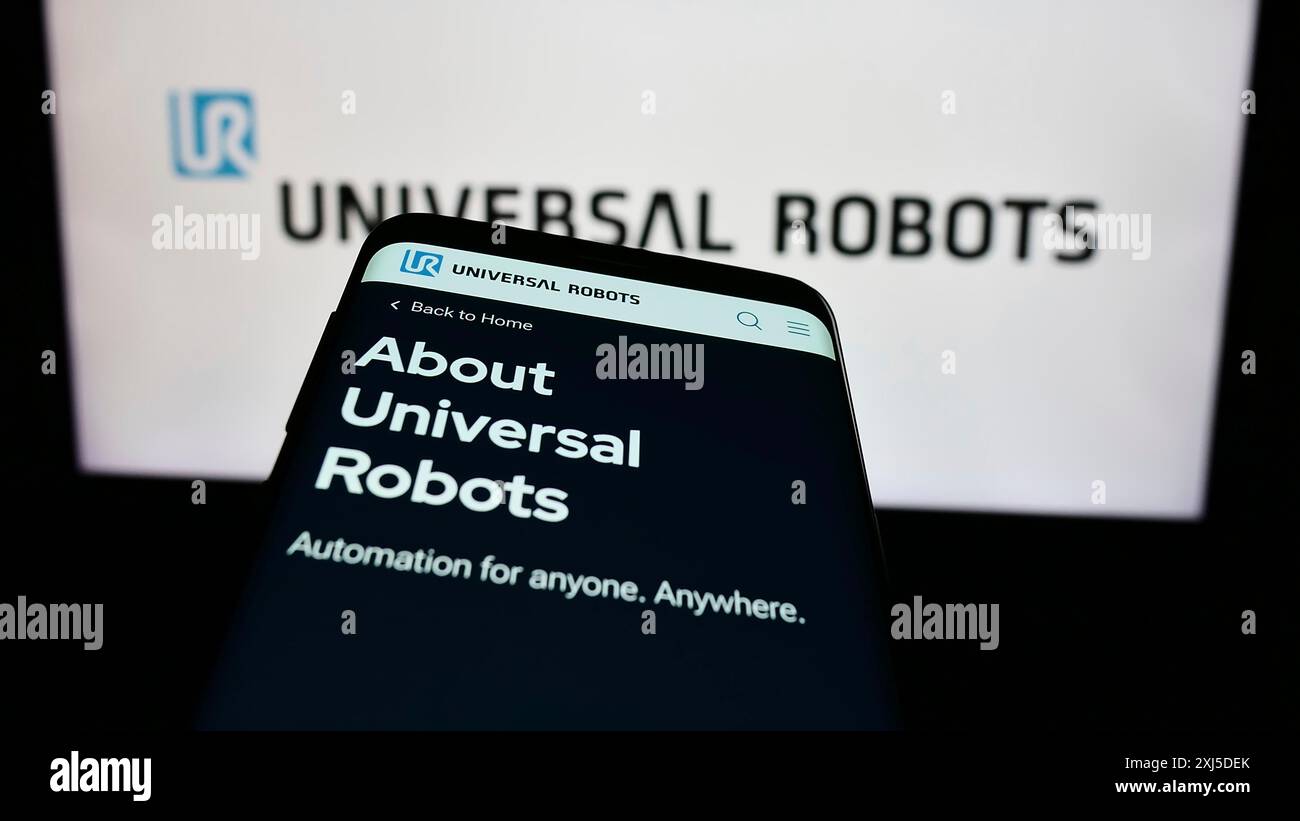 Universal robots logo hi-res stock photography and images - Alamy