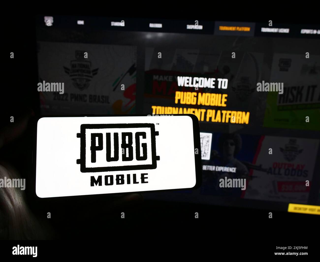Pubg mobile logo hi-res stock photography and images - Alamy
