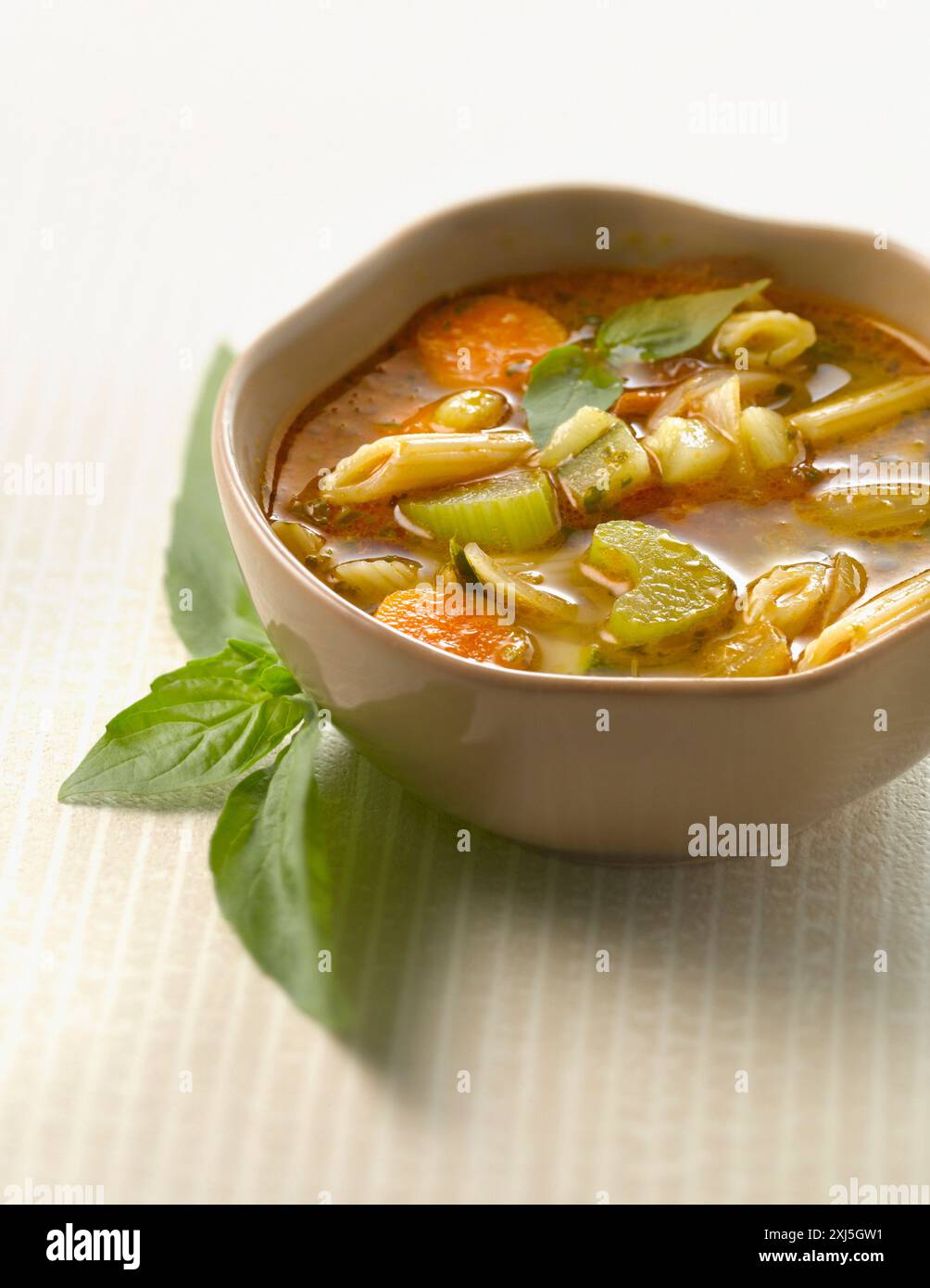 Minestrone vegetarian soup pasta hi-res stock photography and images ...