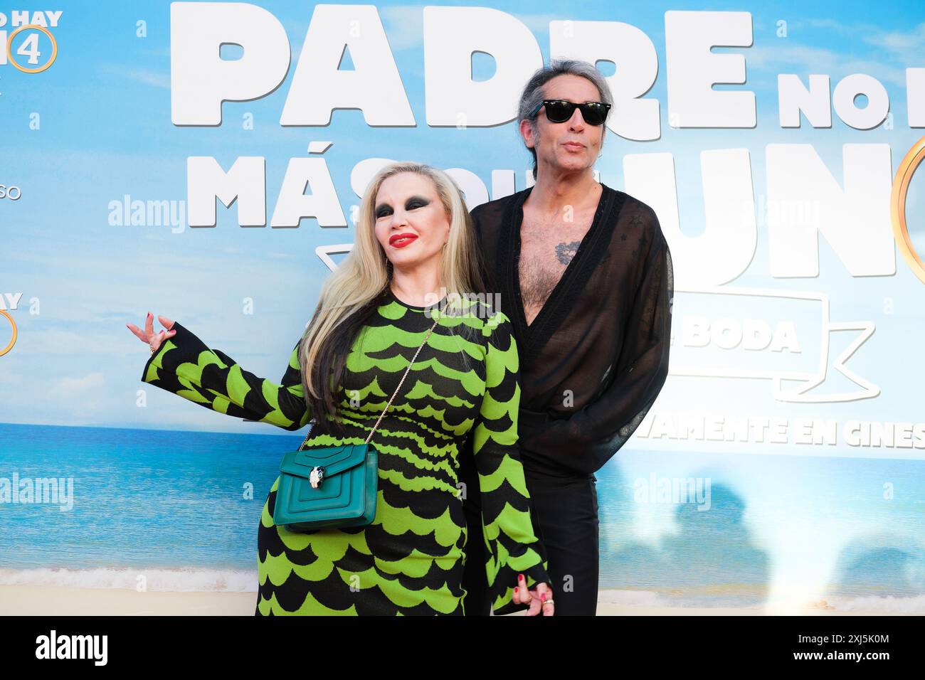 Alaska y Mario attends the premier photocall for "Padre No Hay Más Que ...