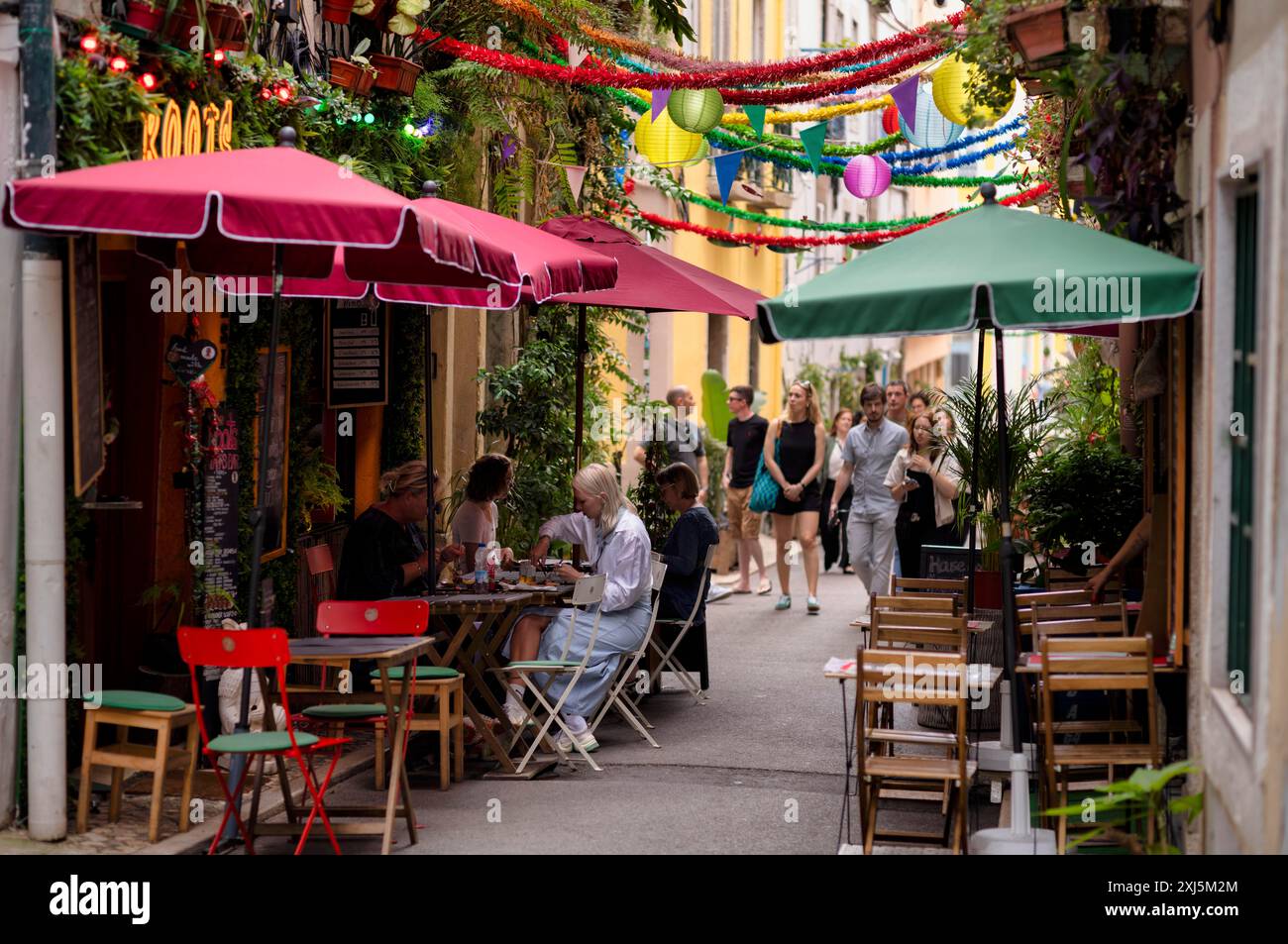Lisbon portuguese restaurant hi-res stock photography and images - Alamy