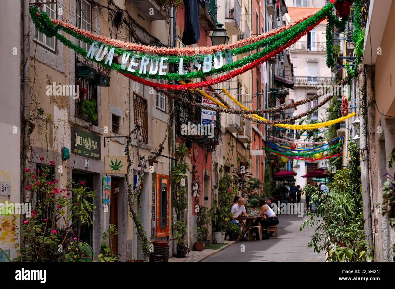 Lisbon portuguese restaurant hi-res stock photography and images - Alamy