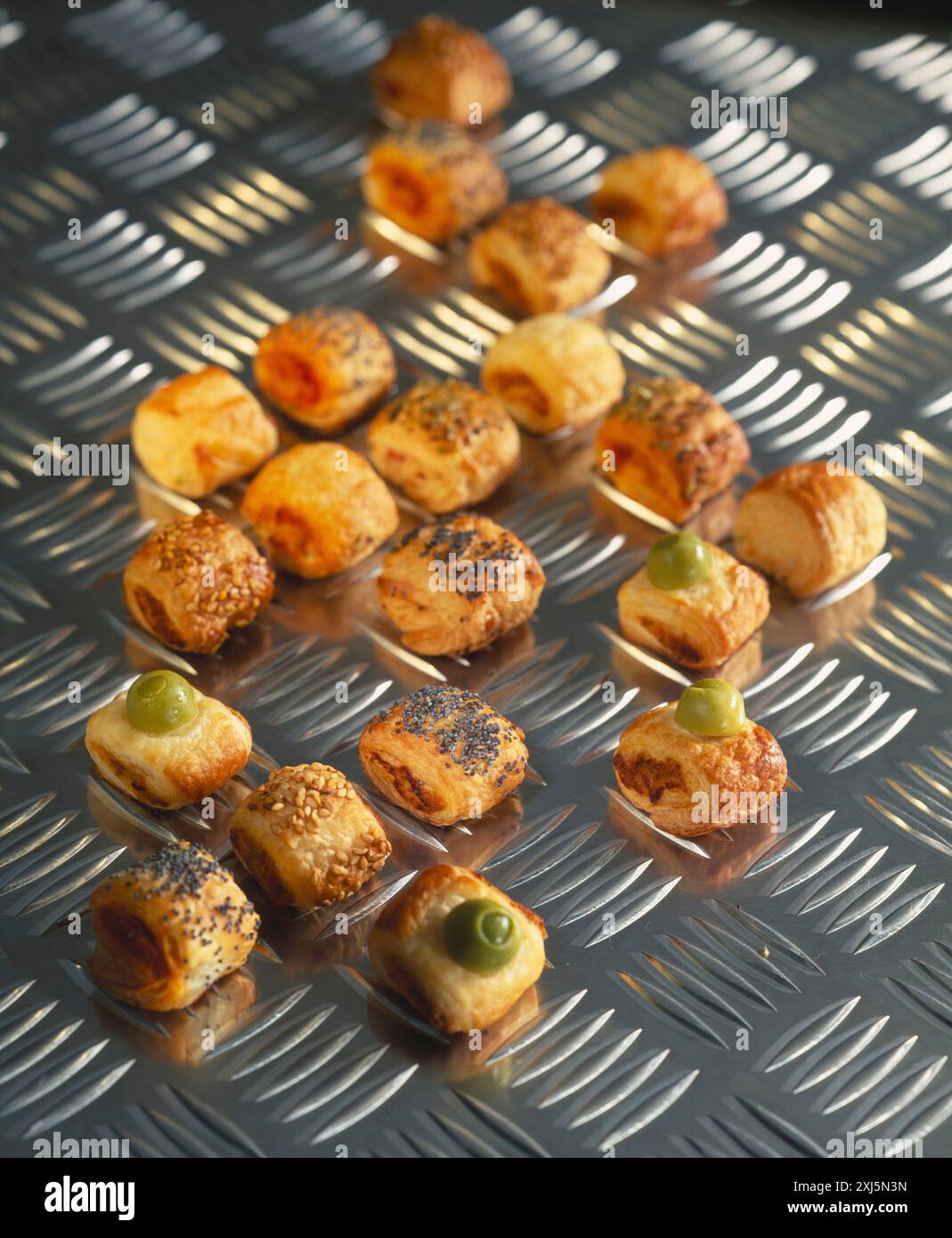 Fours seasons hi-res stock photography and images - Alamy