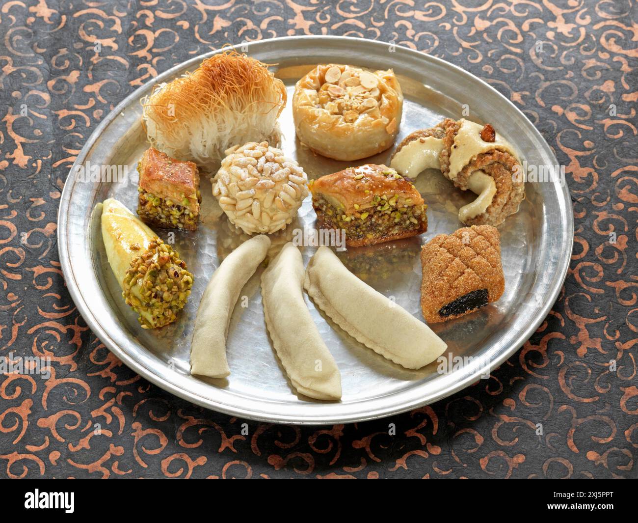 Makroudh hi-res stock photography and images - Alamy