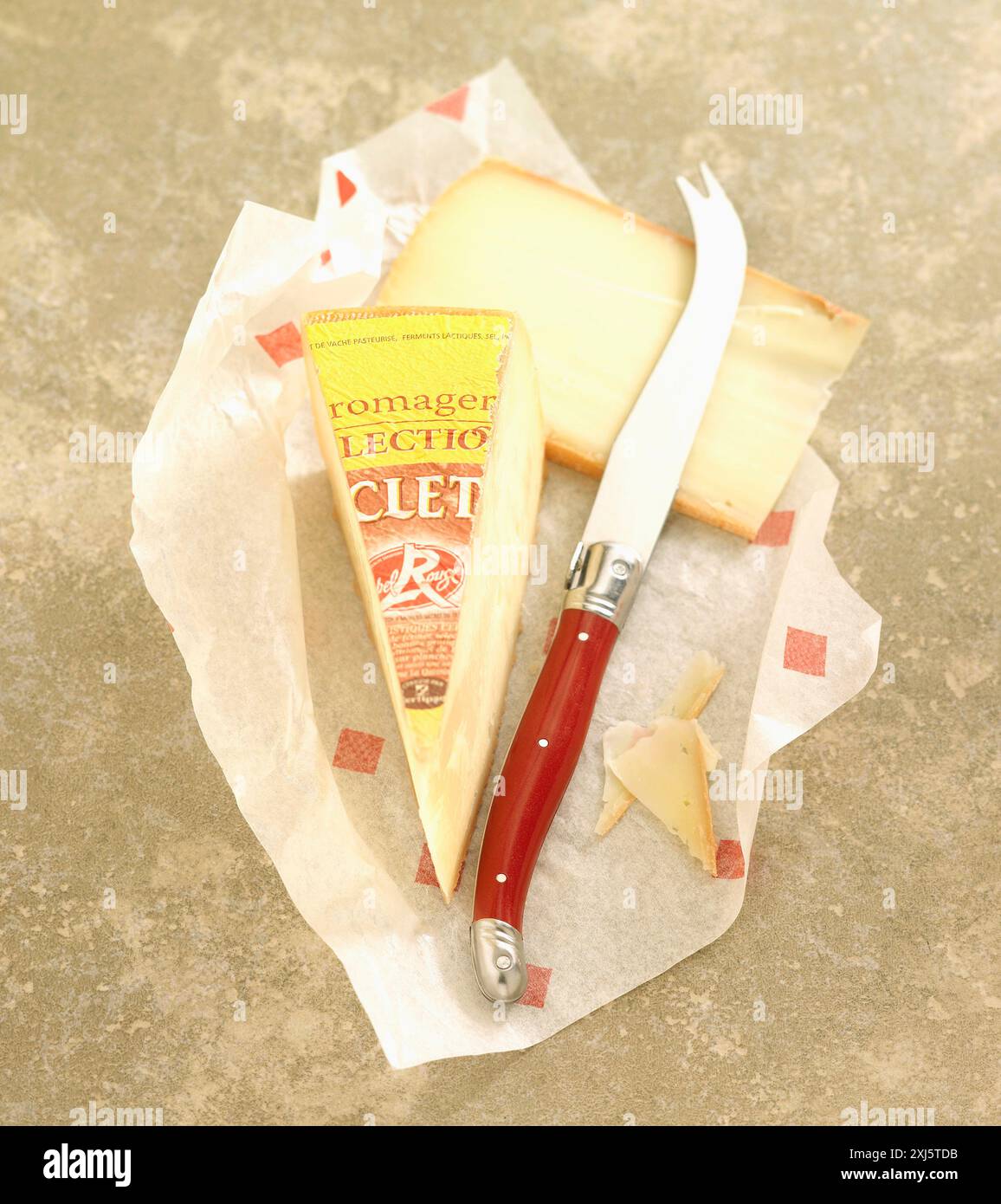 Fromage a raclette hi-res stock photography and images - Alamy