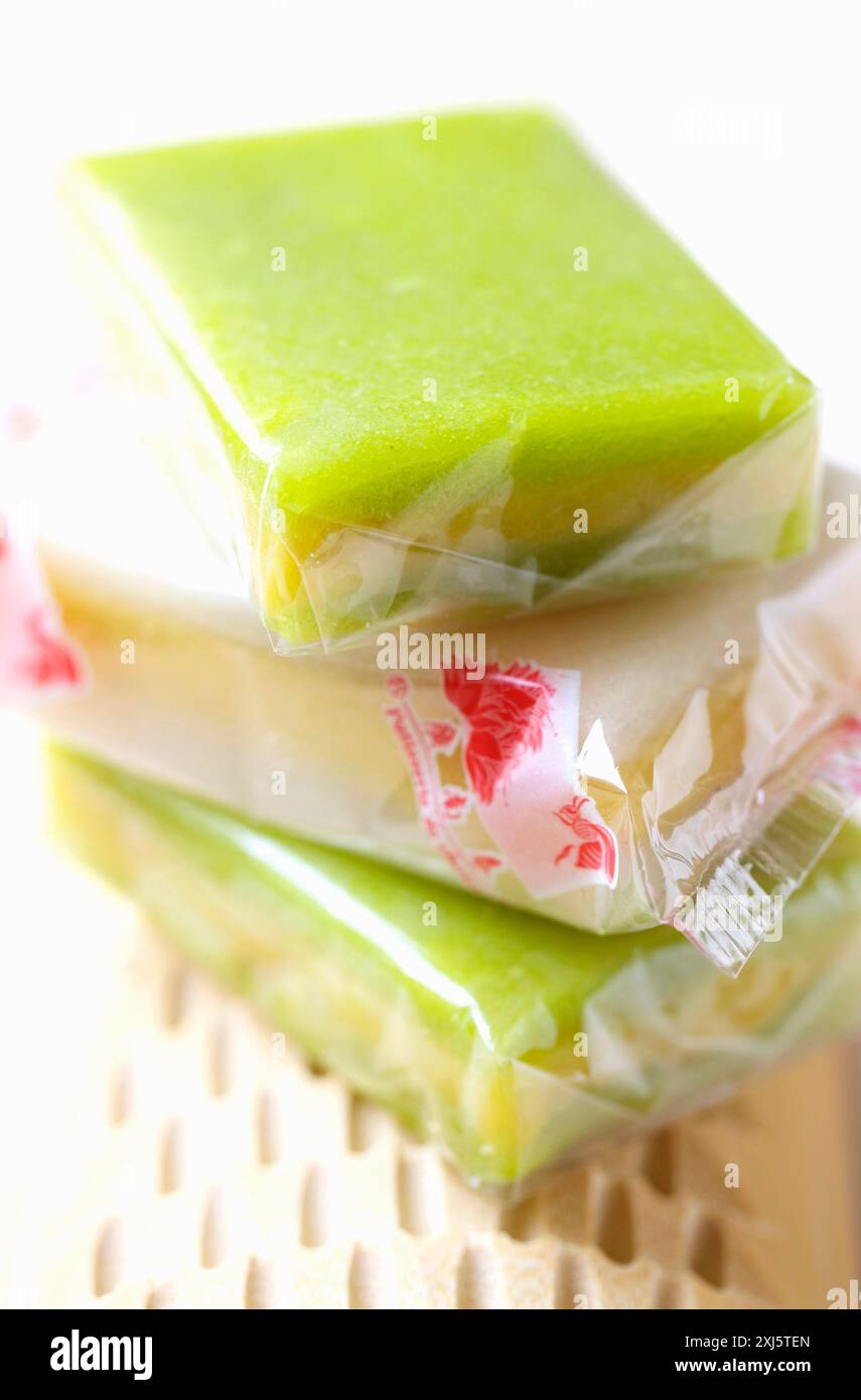 Small chinese cakes Stock Photo - Alamy