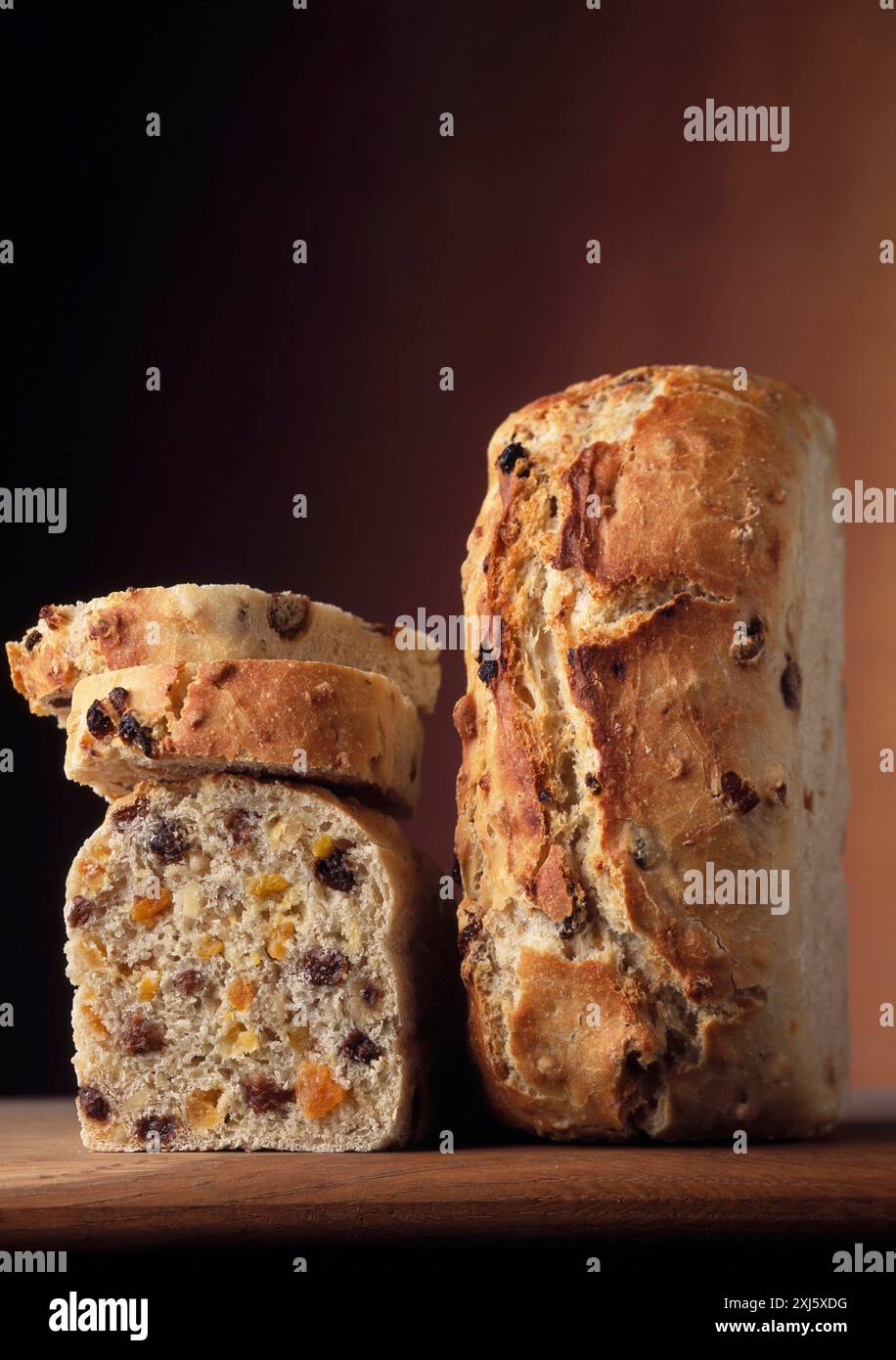 Dried fruit bread hi-res stock photography and images - Alamy