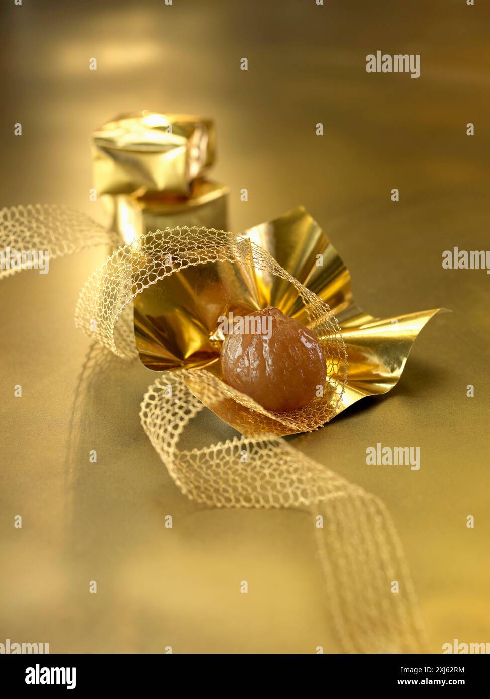 Chestnuts gold hi-res stock photography and images - Alamy