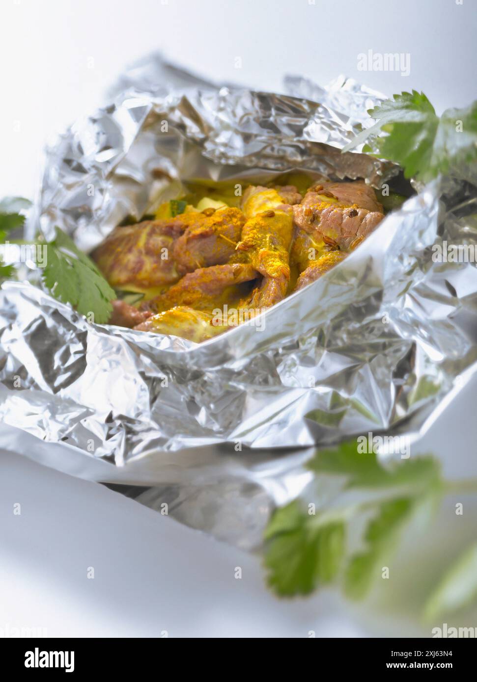 Thinly sliced beef meat hi-res stock photography and images - Alamy