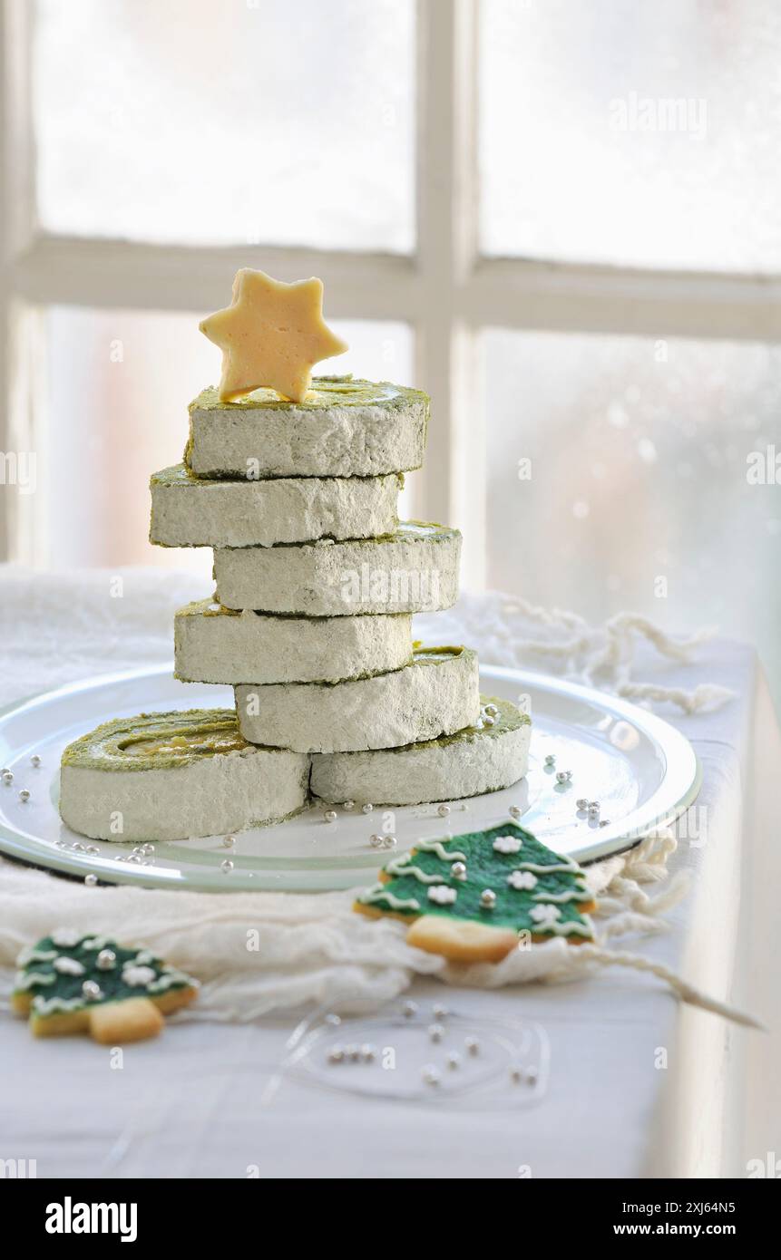 Slice green tea cake hi-res stock photography and images - Alamy