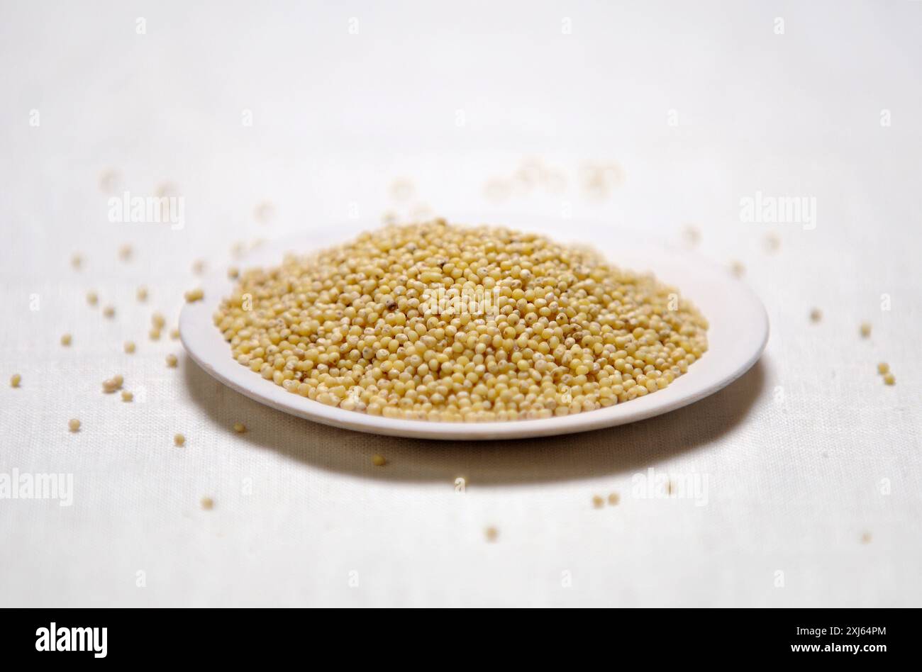 White millet hi-res stock photography and images - Alamy