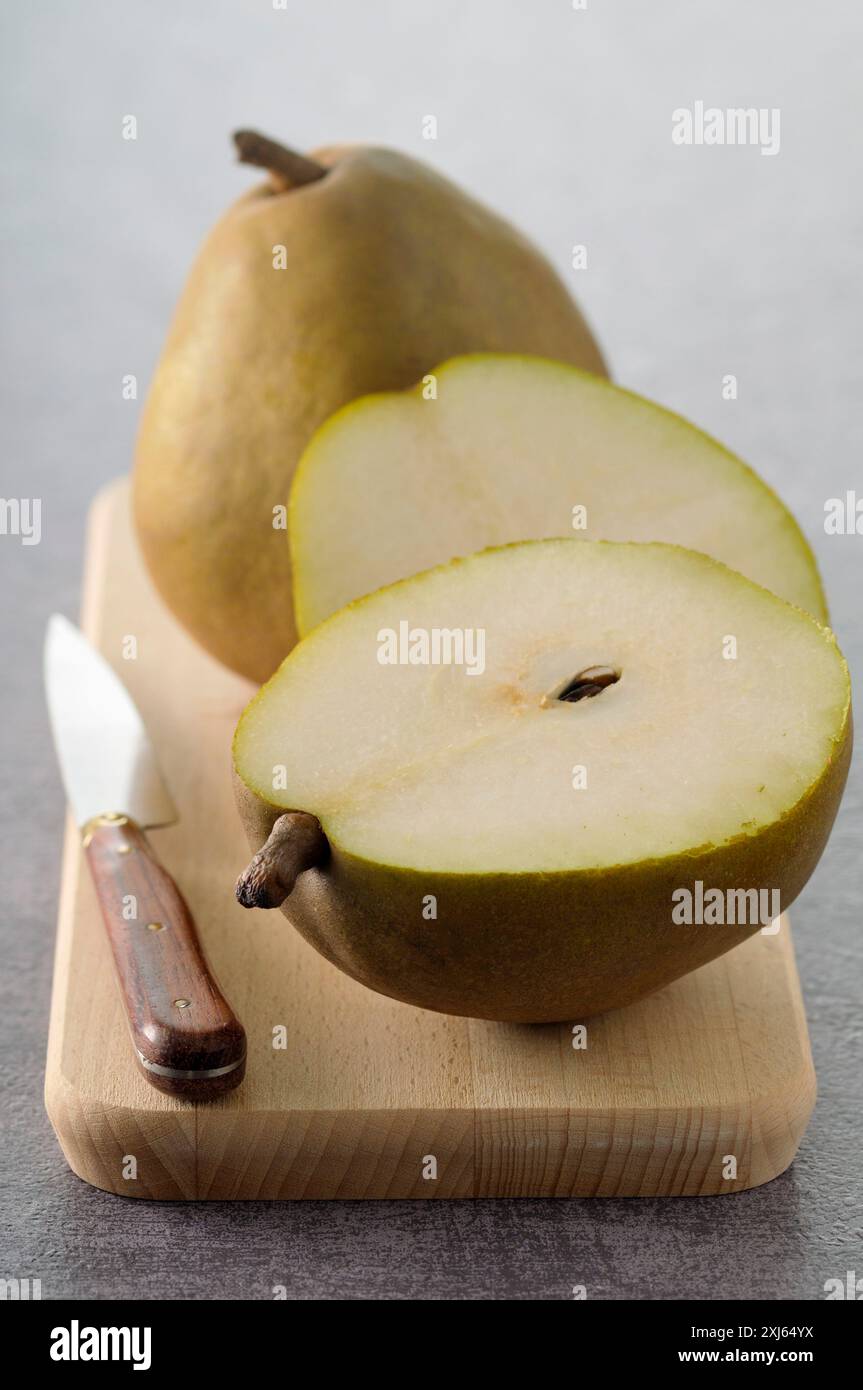 Pear cut in half hi-res stock photography and images - Alamy