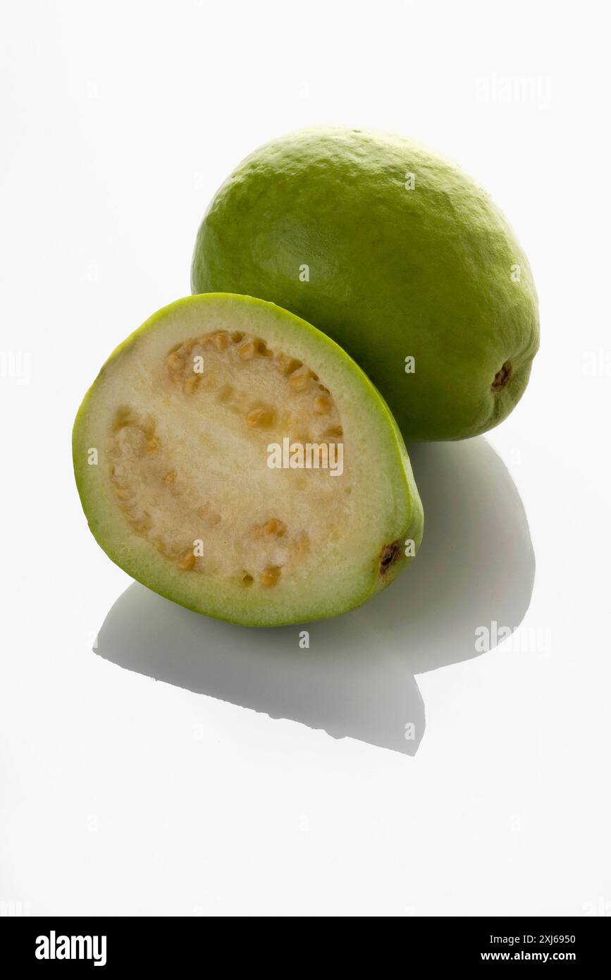 Whole guava hi-res stock photography and images - Alamy