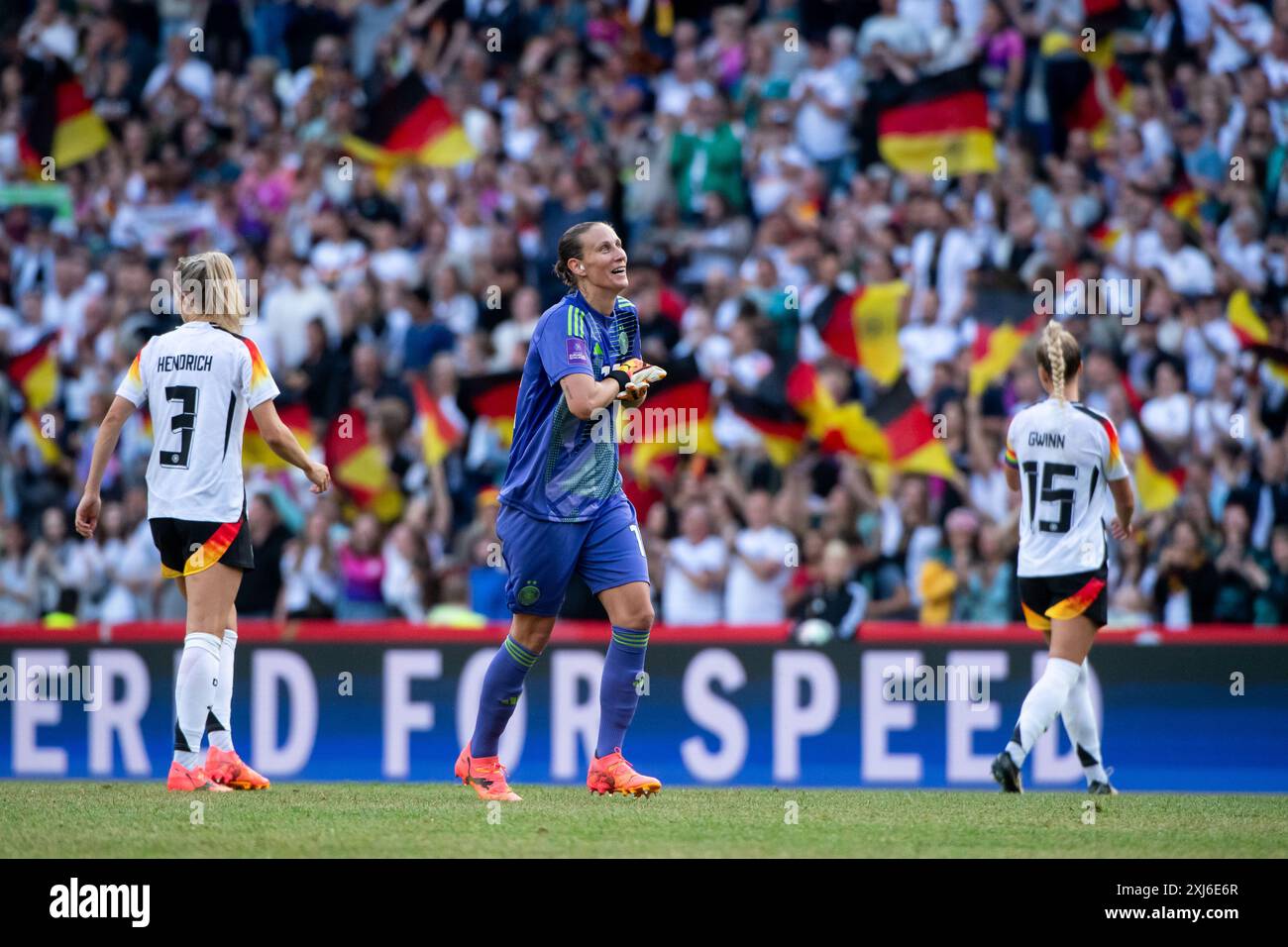 Ann-Katrin Berger (Deutschland, #12), GER, Deutschland (GER) vs ...