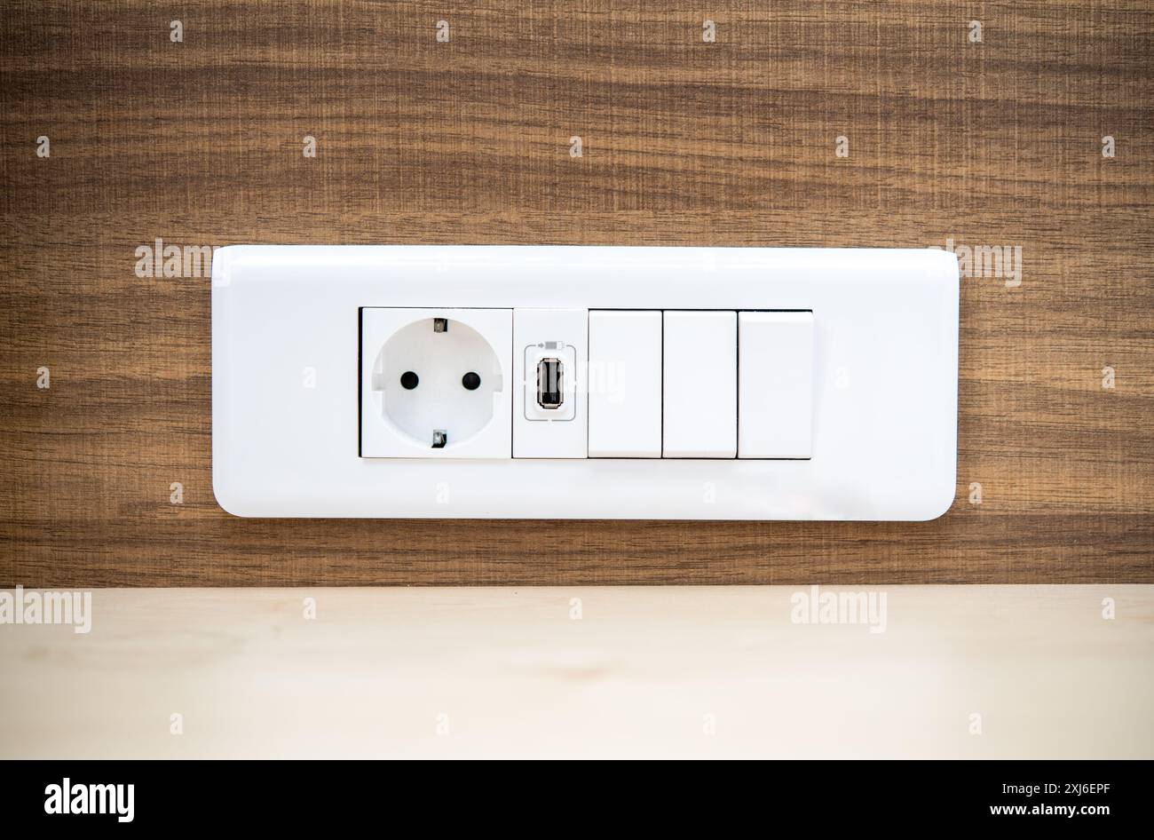 Simple wall light fixture hi-res stock photography and images - Alamy