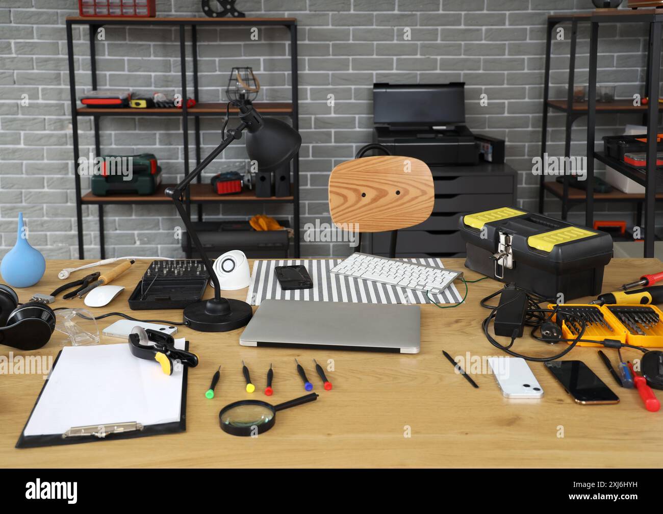 Repair techniques hi-res stock photography and images - Alamy