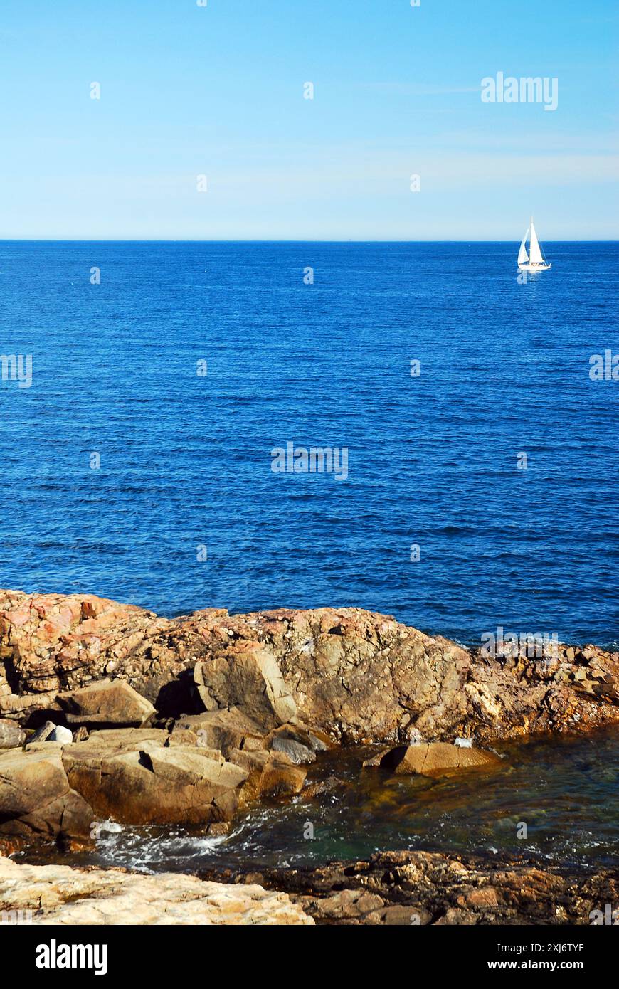 Open ocean bay water hi-res stock photography and images - Alamy