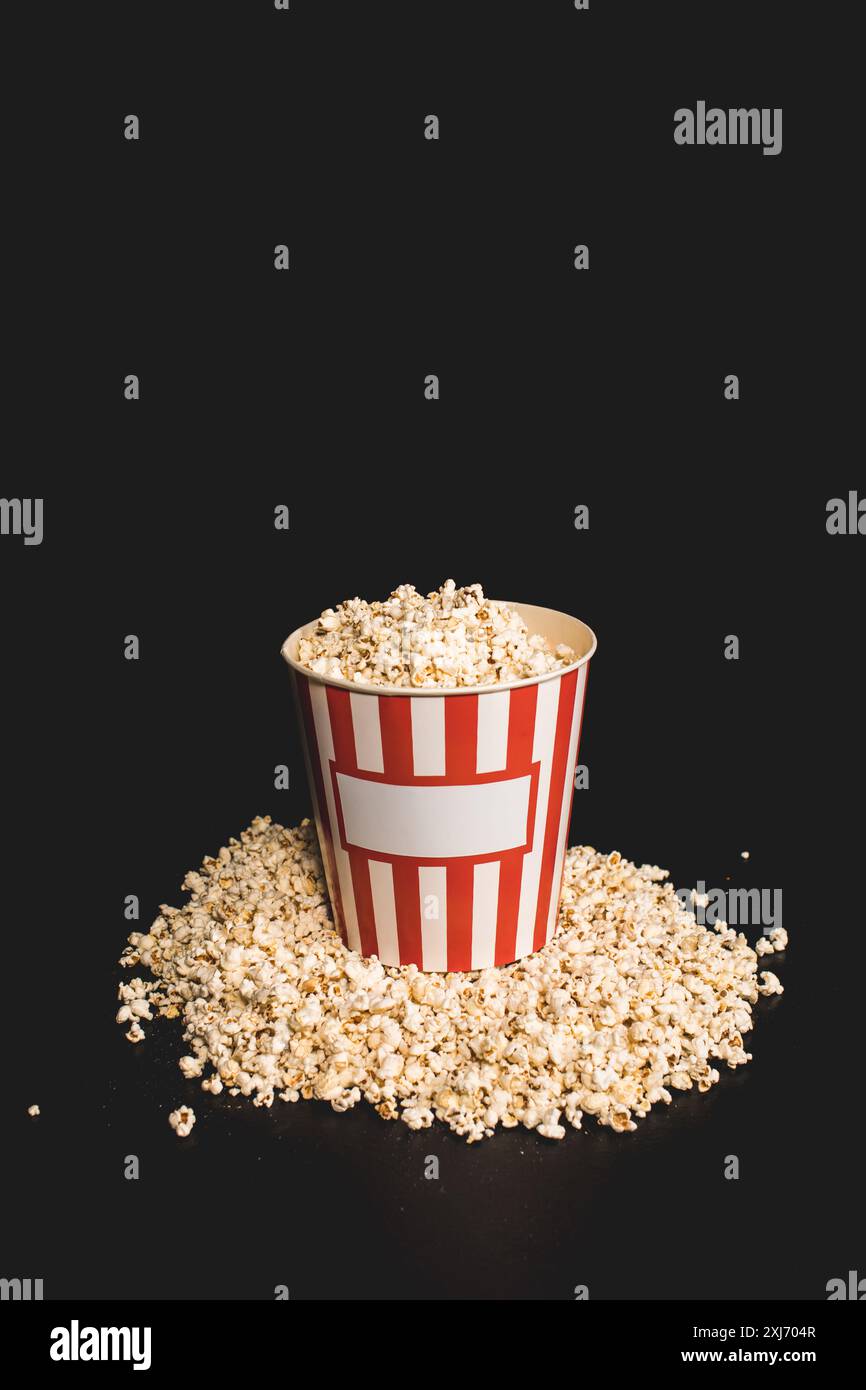 classic striped bucket of popcorn Stock Photo - Alamy