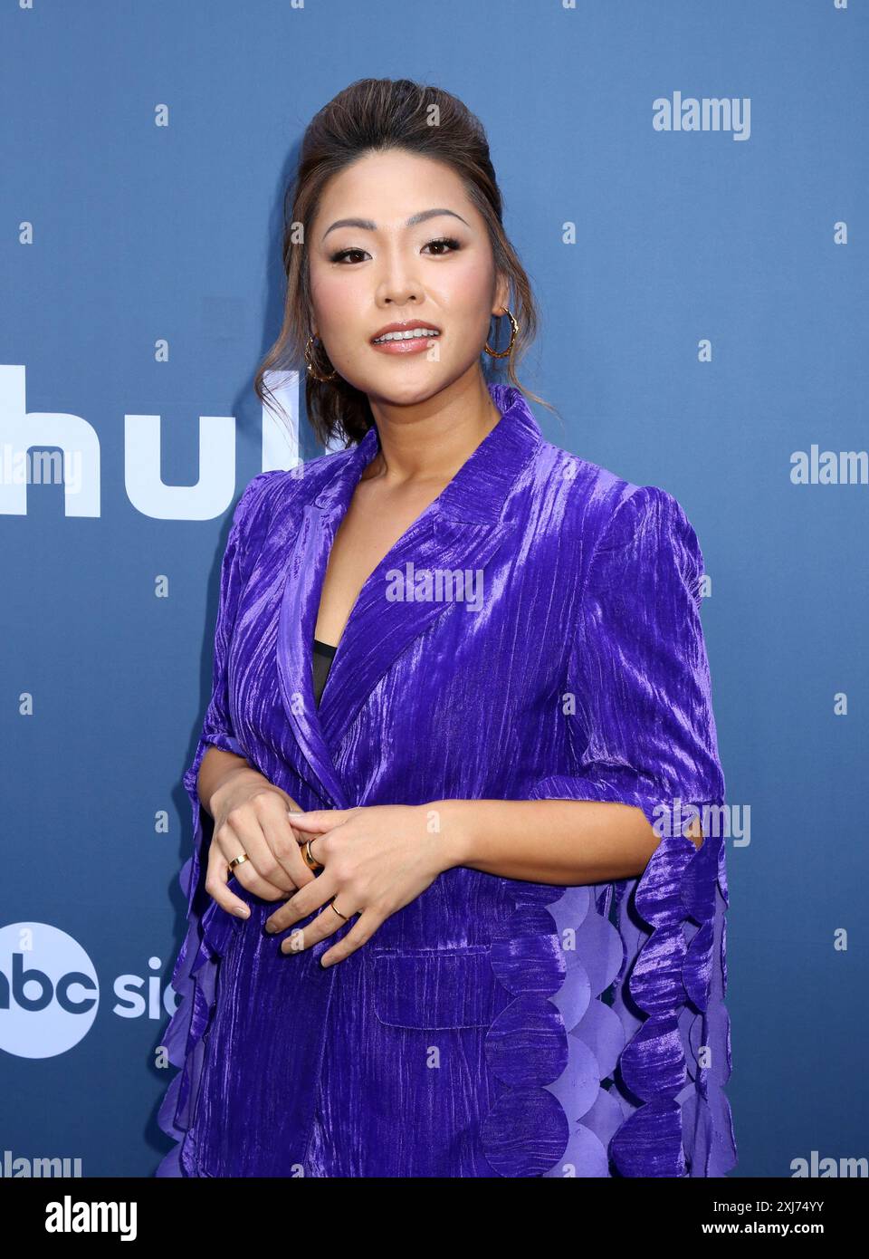 Jee young han hi-res stock photography and images - Alamy