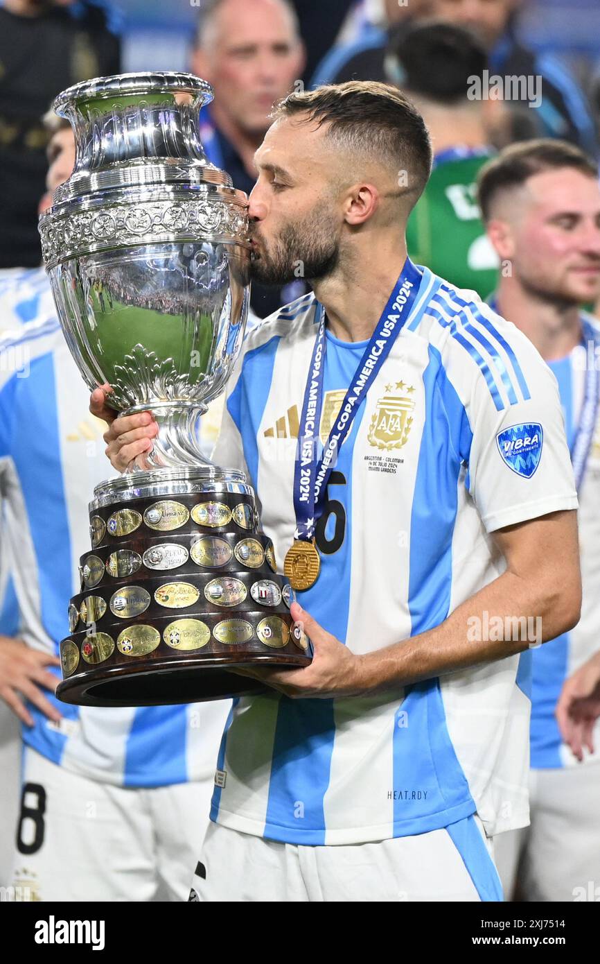 Copa america 2024 trophy hi-res stock photography and images - Alamy