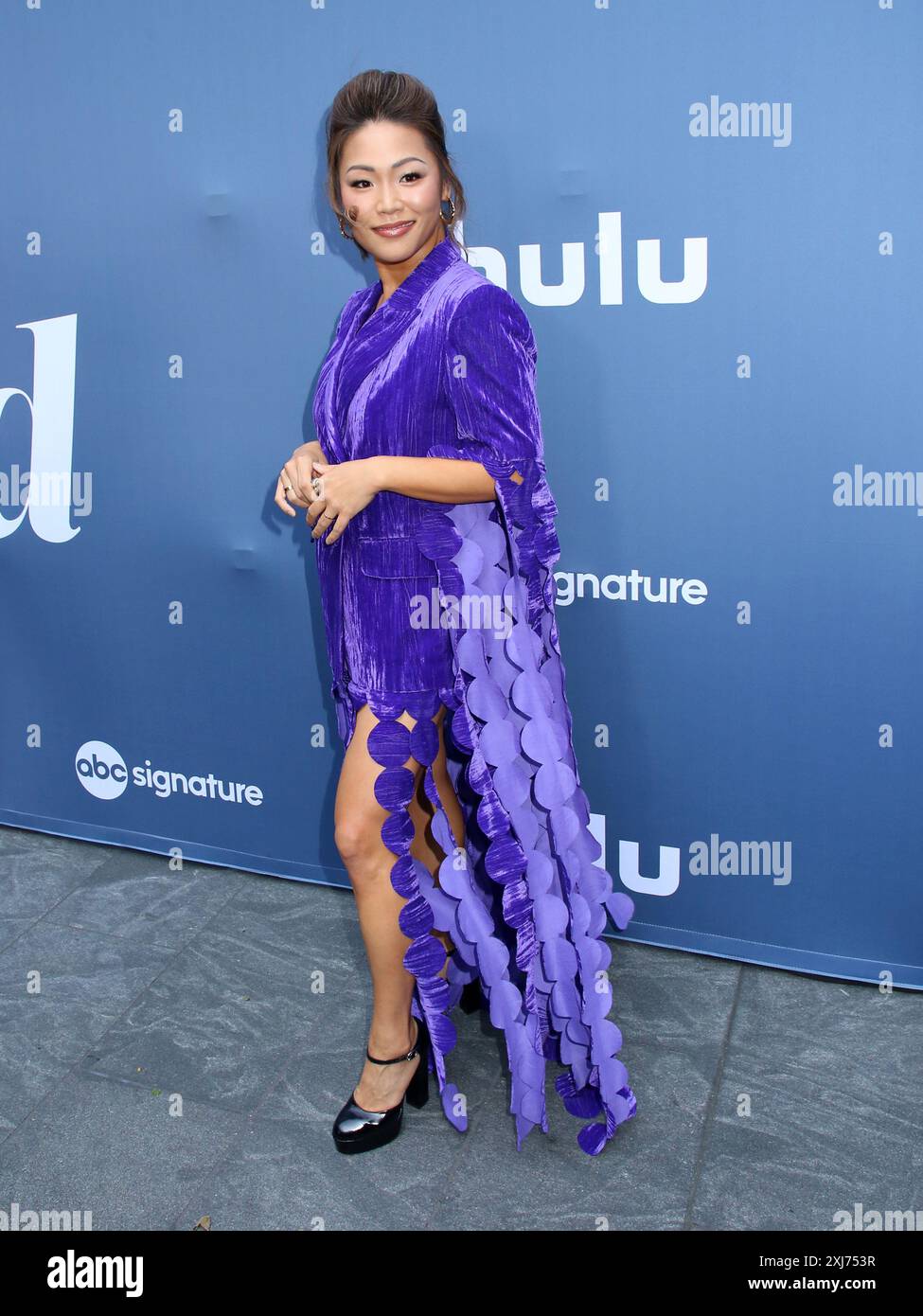 Jee young han hi-res stock photography and images - Alamy