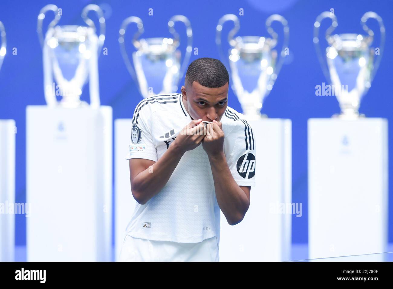 Kylian mbappe real madrid presentation hi-res stock photography and ...