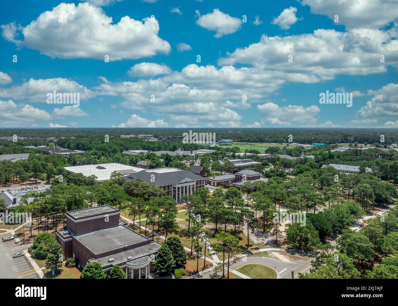 Aerial view of University of North Carolina at Wilmington Leutze Hall, Morton Hall, admissions ...