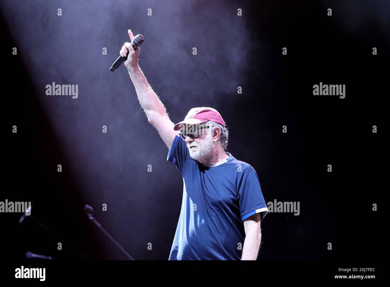 Italian singer Music Concert - Francesco De Gregori Francesco De ...