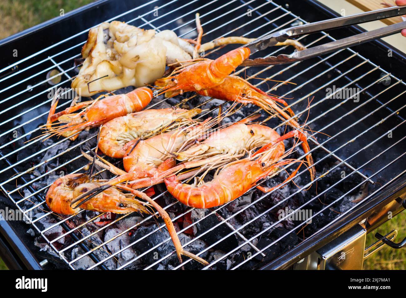 Giant grilled river prawns hi-res stock photography and images - Alamy