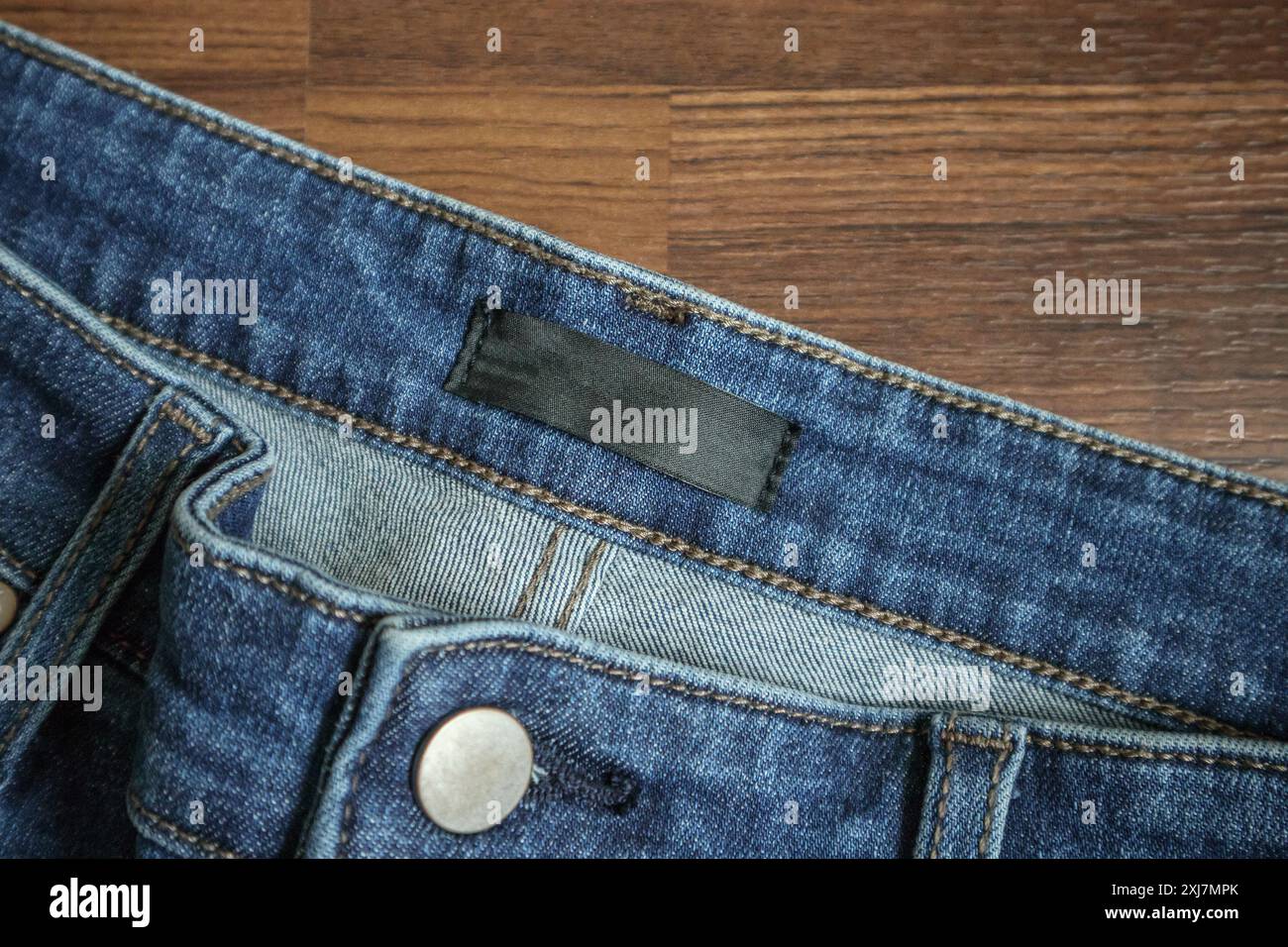 Clothing tag rough hi-res stock photography and images - Alamy
