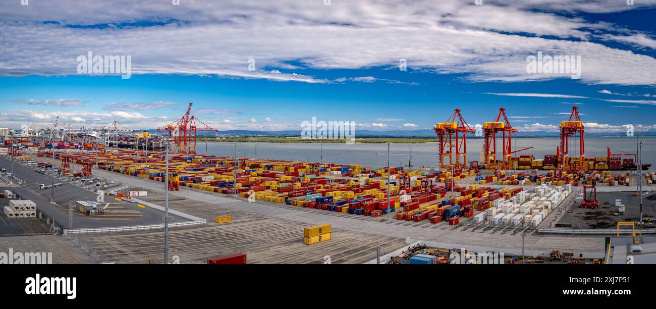 Brisbane, QLD, Australia - Port of Brisbane docks Stock Photo - Alamy