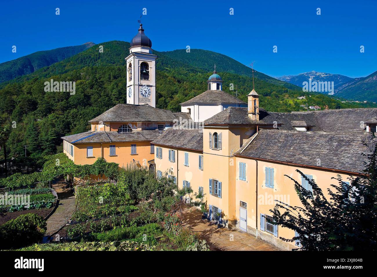 Riserva naturale del santuario di montagna hi-res stock photography and ...