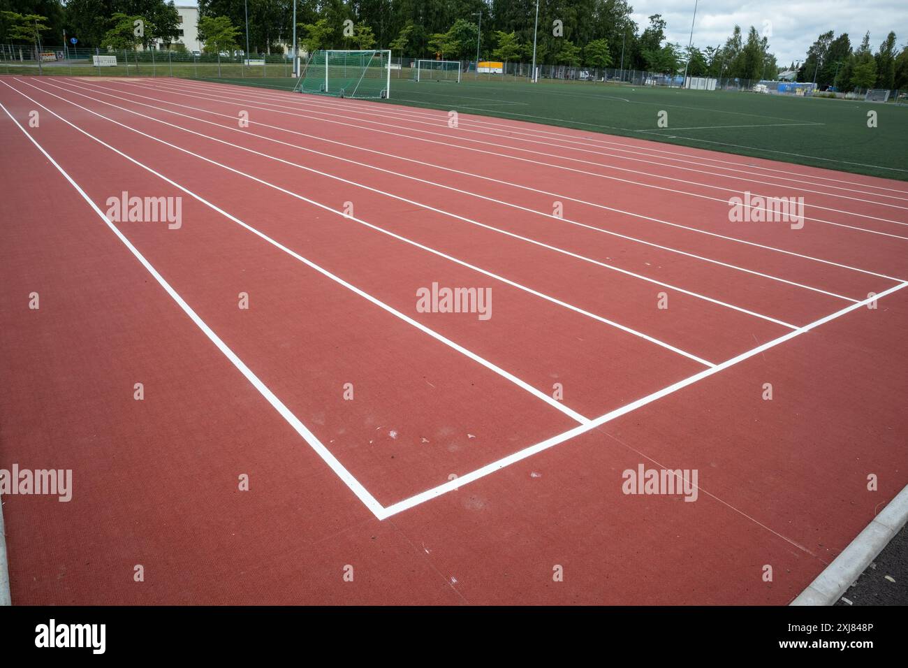 empty athletes running track outdoors Stock Photo - Alamy