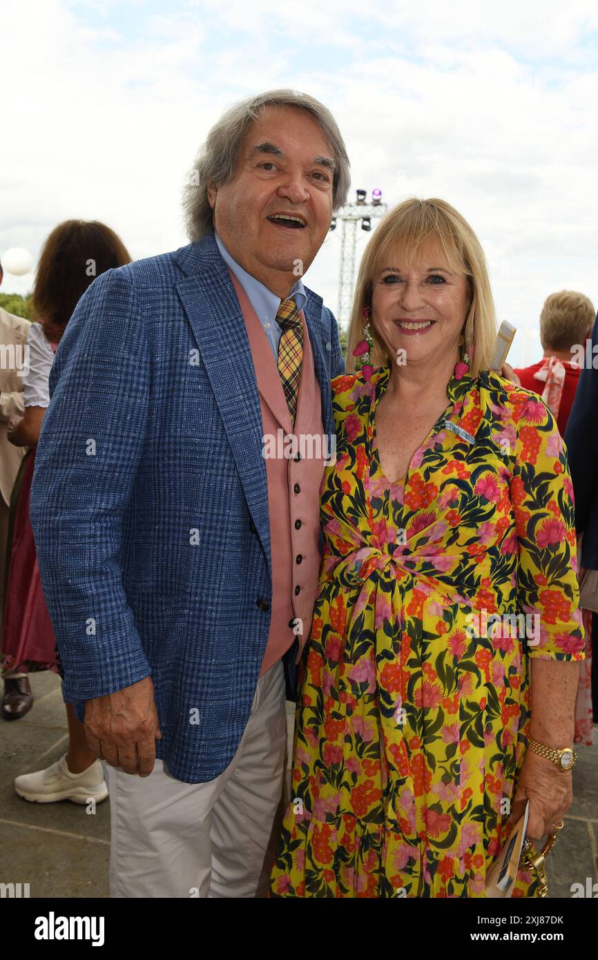 Helmut Markwort und Patricia Riegel / Sommerempfang des Bayerischen ...