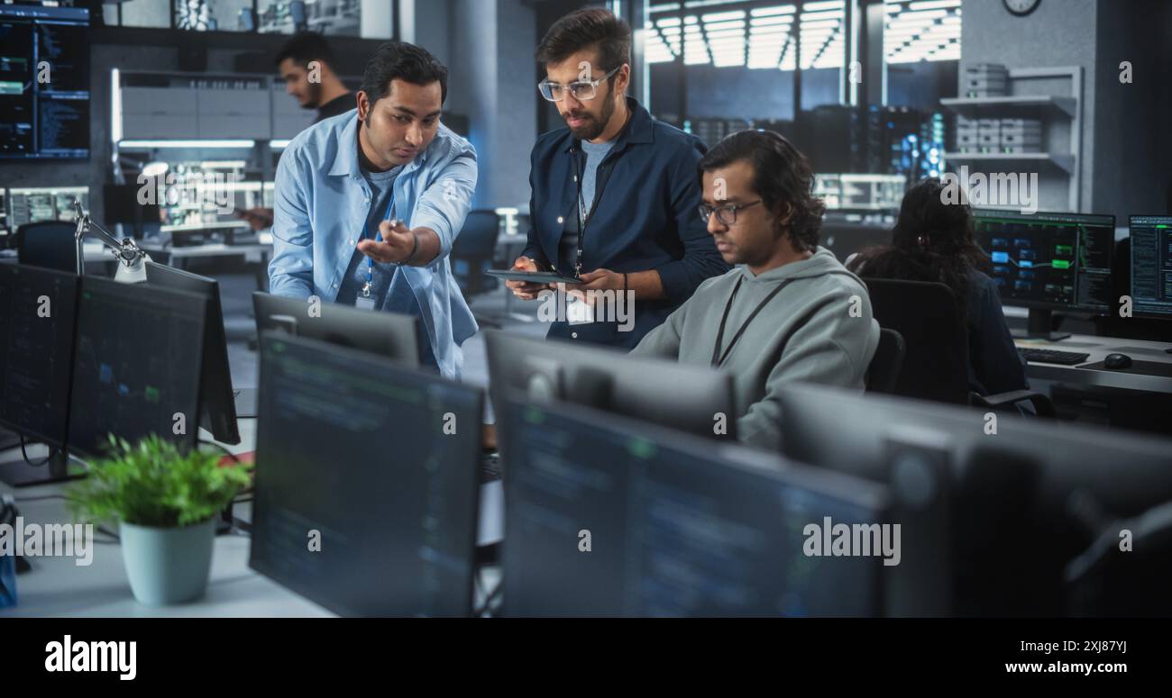 Software developers using ai hi-res stock photography and images - Alamy