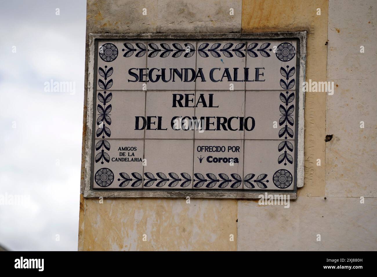 bogota Colombia street sign Segunda calle real del comercio (Second ...
