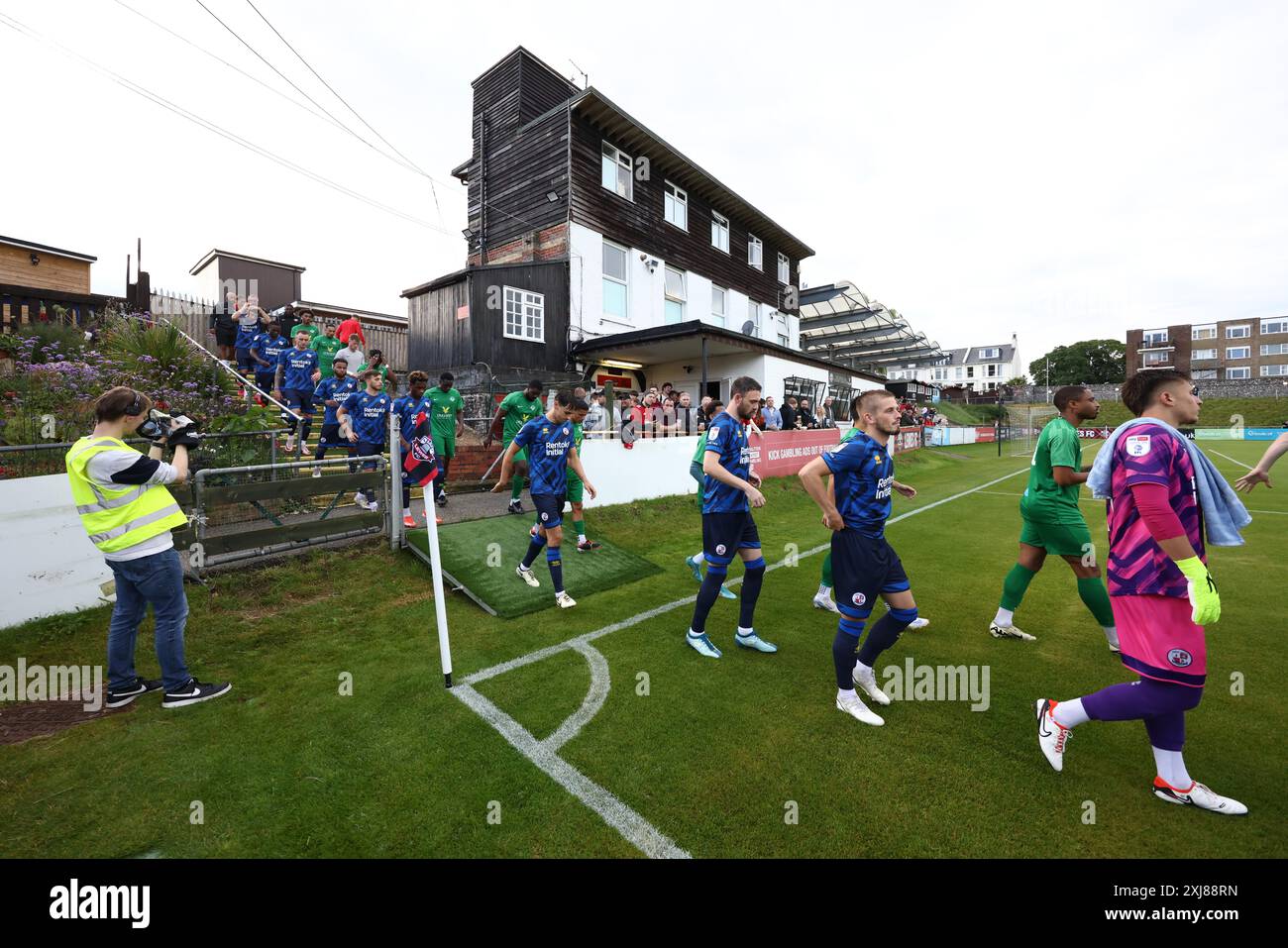 Dripping pan lewes hi-res stock photography and images - Alamy