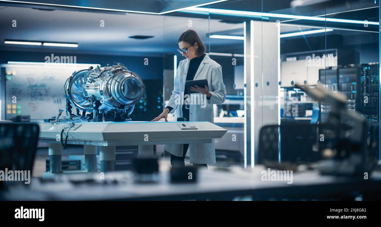 Engineer works in research hi-res stock photography and images - Alamy