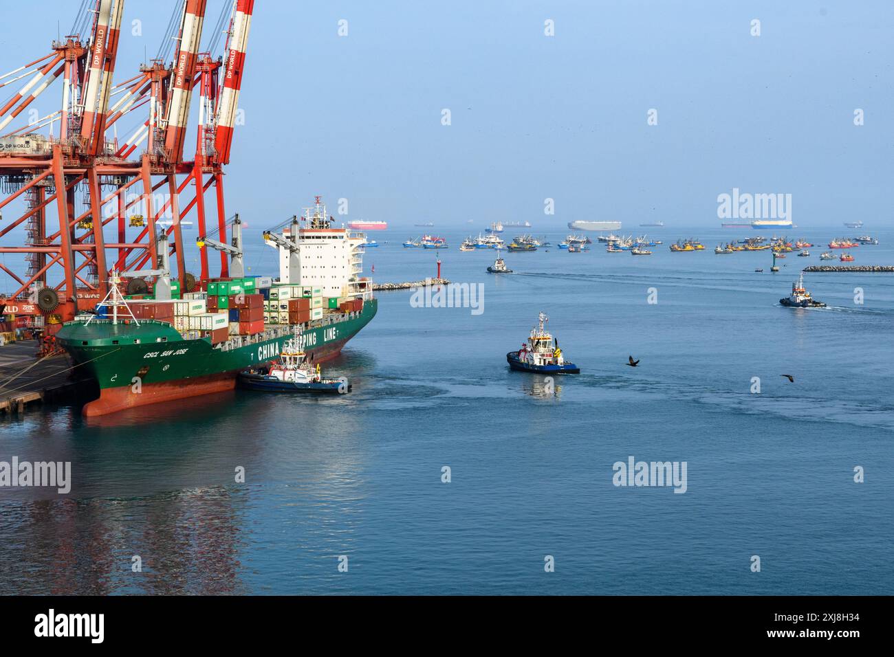 Cargo hub hi-res stock photography and images - Alamy