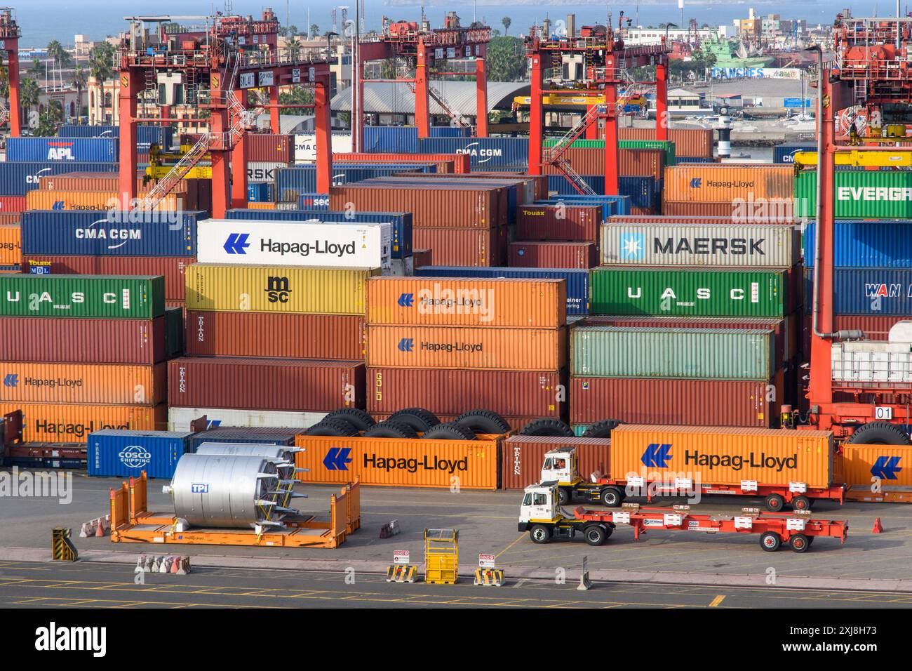 Maritime port cargo containers hi-res stock photography and images - Alamy
