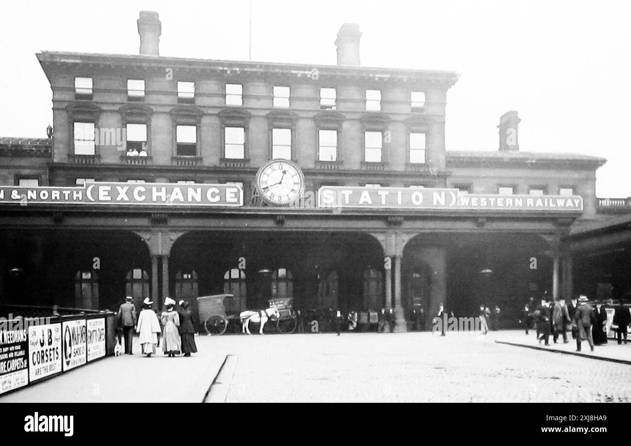 Exchange Railway Station, Manchester, Victorian period Stock Photo - Alamy